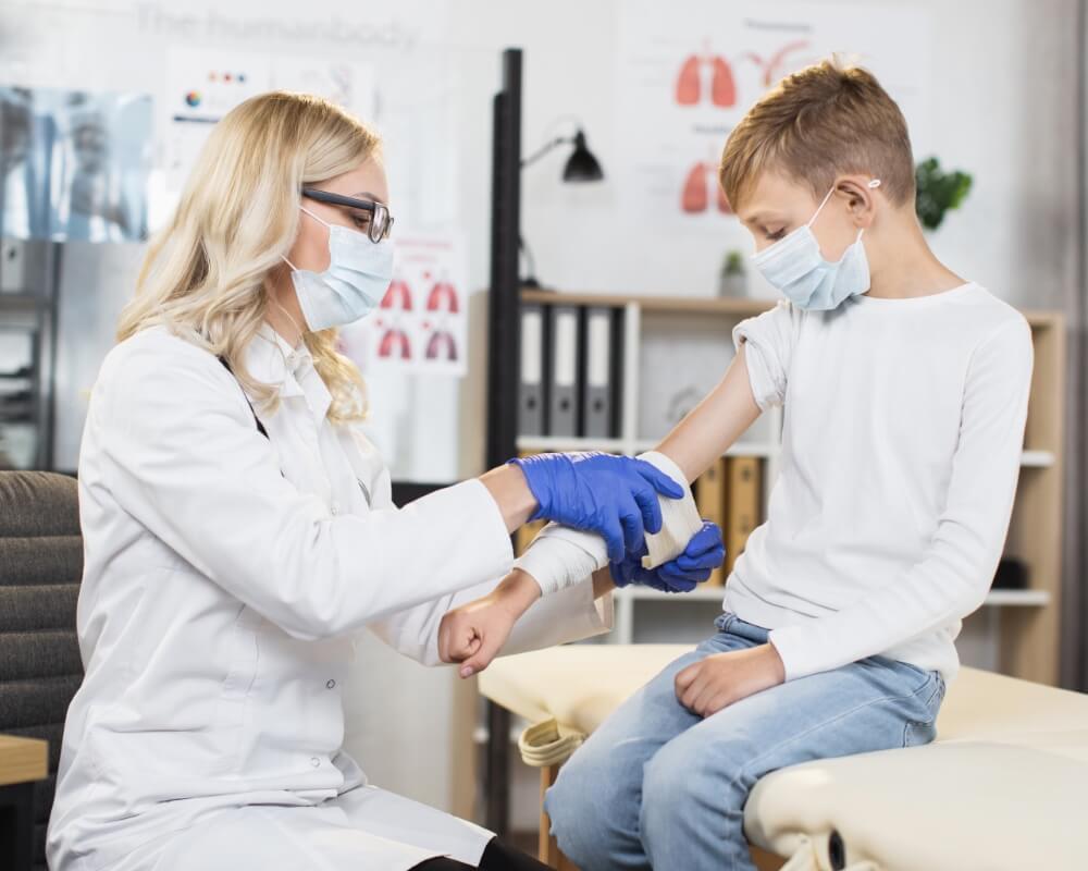 About Us - Vellore Medical Walk-In Clinic in Vaughan